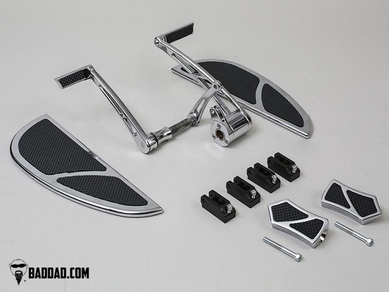Forward Controls with Toe Shifter & 905 Floorboard Kit